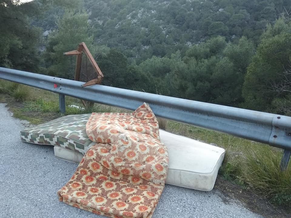Πρόστιμο και μήνυση σε όποιον πετάει ανεξέλεγκτα απορρίμματα ...