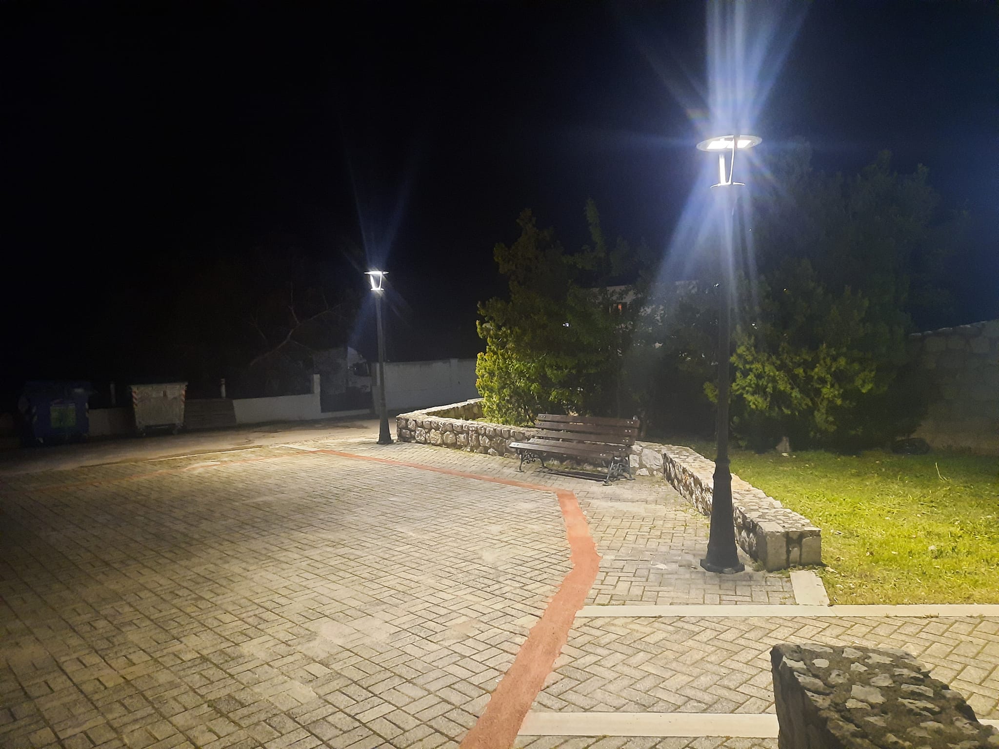 Με νέο φωτισμό led η πλατεία στην Δήμαινα. | EpidavrosNews
